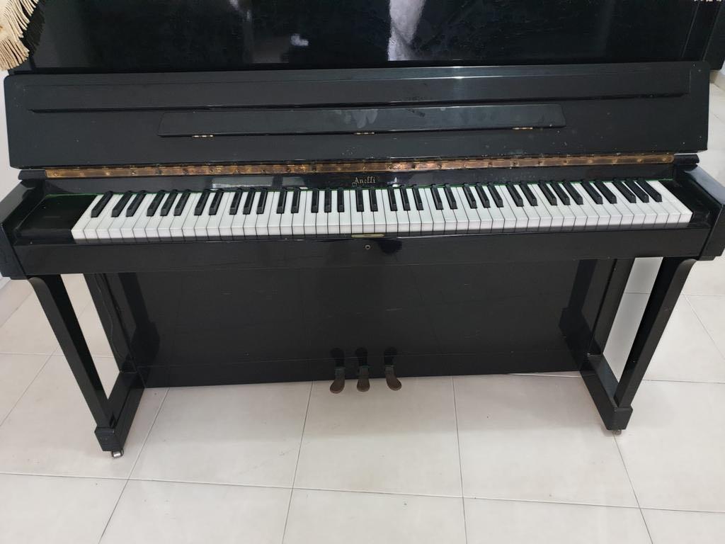 Upright piano from Italy, Hobbies & Toys, Music & Media, Musical ...