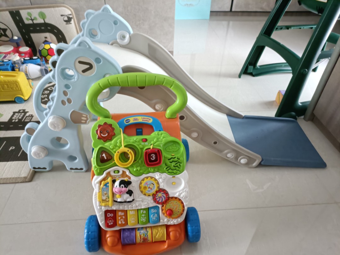 VTech walker and slide, Babies & Kids, Infant Playtime on Carousell
