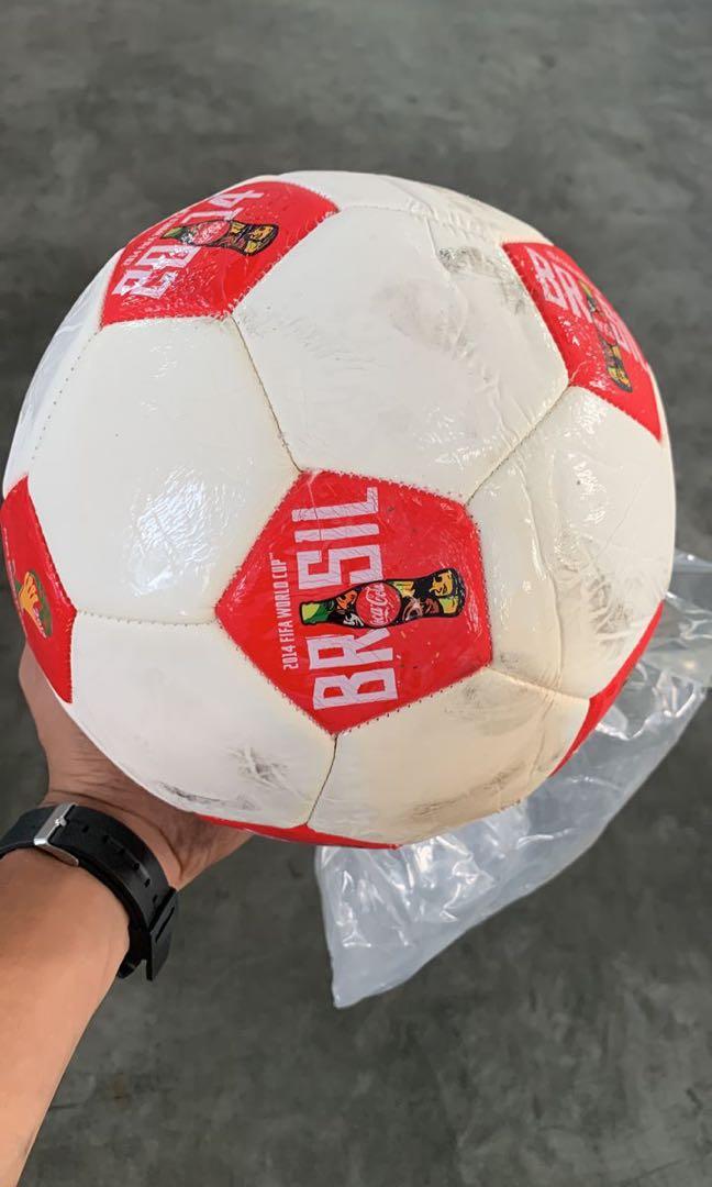 Coca Cola Limited Edition Fifa World Cup 2014 small ball, Sports ...