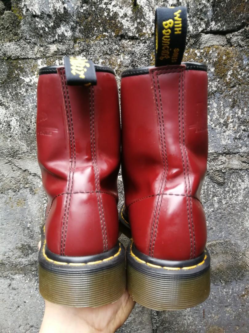 Dr. Martens 1460 cherry red, Women's Fashion, Footwear, Boots on Carousell