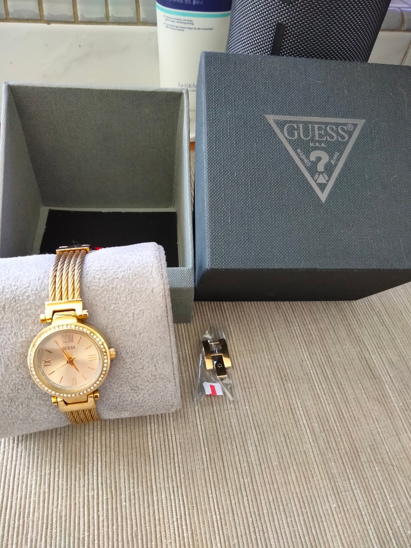 Guess authentic, Women's Fashion, Watches & Accessories, Watches on ...