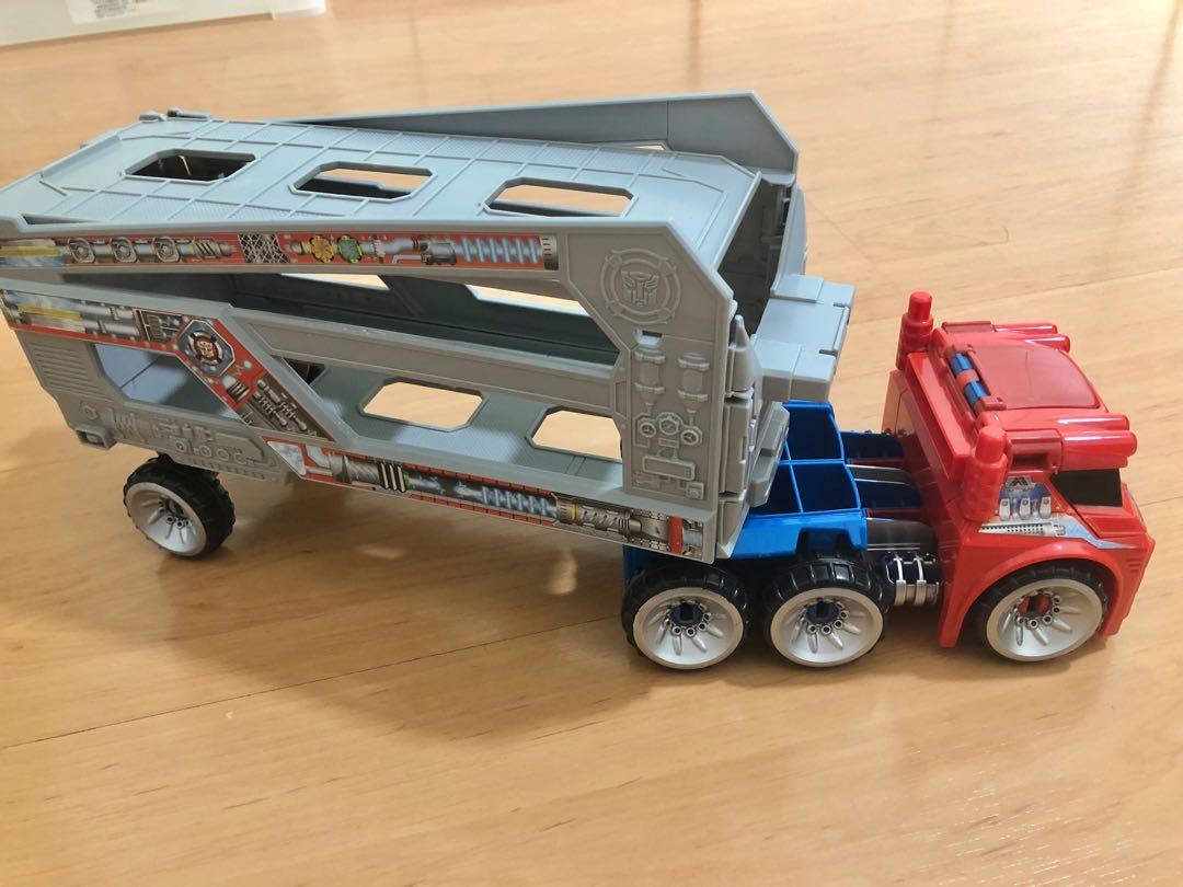 Hasbro Optimus Prime, Everything Else on Carousell