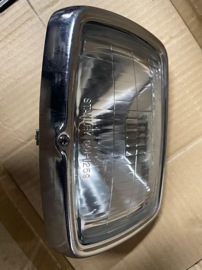 Honda cg125 original headlight, Motorbikes on Carousell