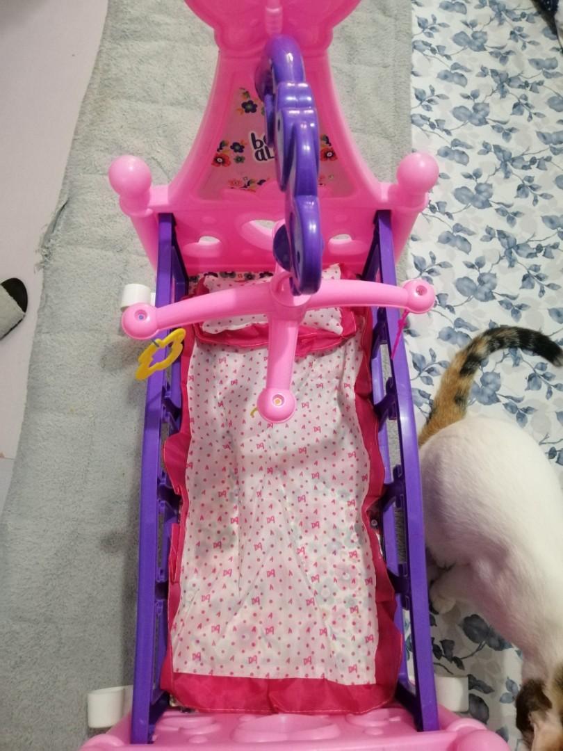 Original Baby Alive crib, Hobbies & Toys, Toys & Games on Carousell