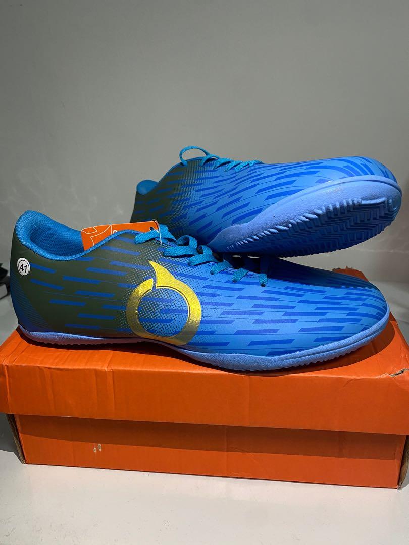 Ortuseight Futsal Shoes indoor court boots cleats, Men's Fashion ...