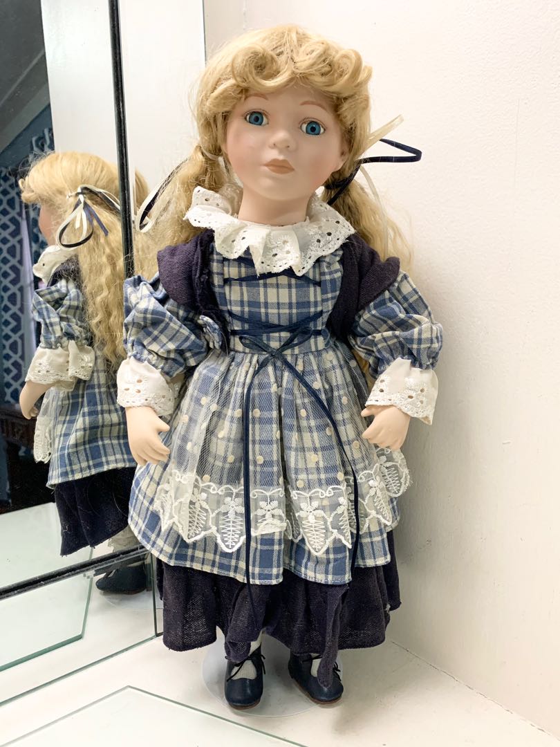 Porcelain Doll 18 inches in height w/ display stand, Hobbies & Toys ...
