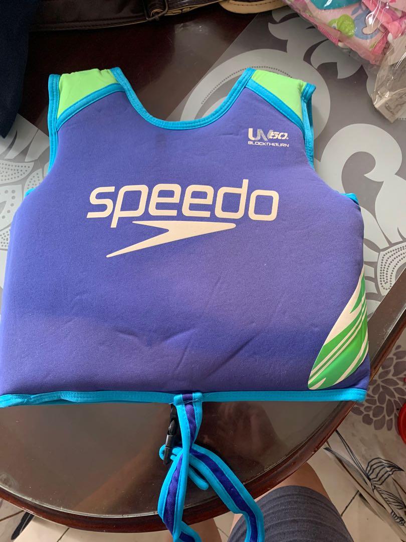 Speedo floater’s, Babies & Kids, Babies & Kids Fashion on Carousell