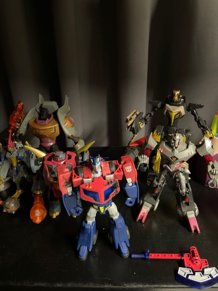 Transformers animated set, Hobbies & Toys, Toys & Games on Carousell