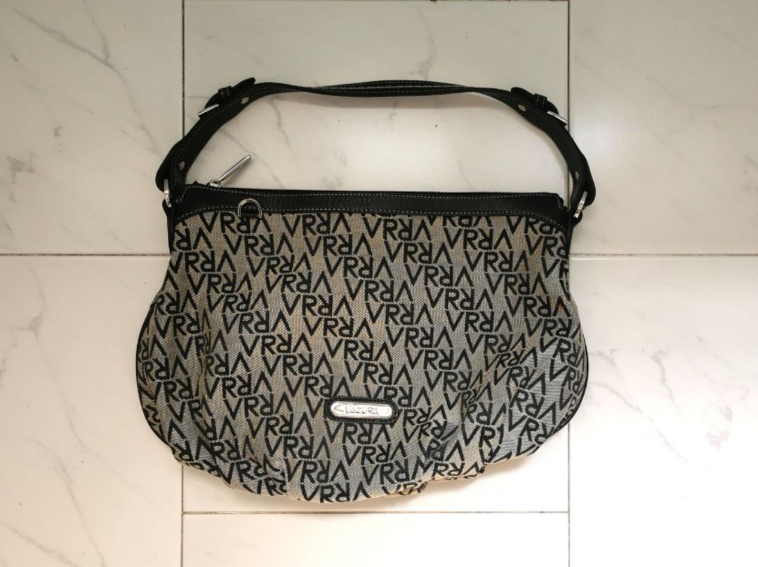 Valentino Rudy Bag, Women's Fashion, Bags & Wallets, Shoulder Bags on ...