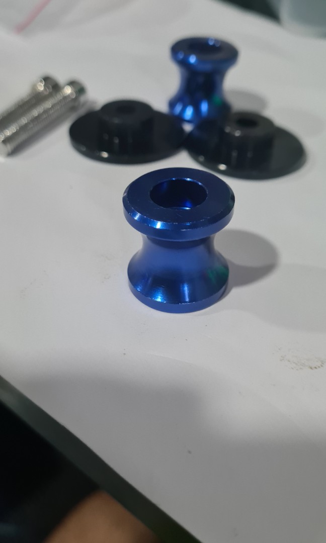 6mm Swing Arm Spool, Motorcycles, Motorcycle Accessories on Carousell
