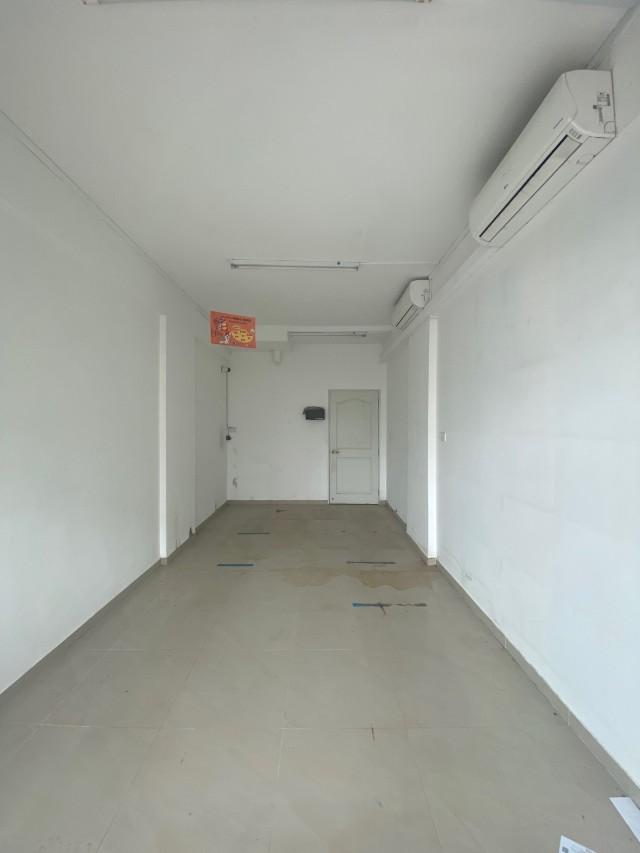 Ground floor HDB shop near 40D, bare unit ★★, Property, Rentals ...