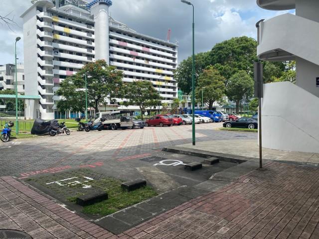 Ground floor HDB shop near 40D, bare unit ★★, Property, Rentals ...