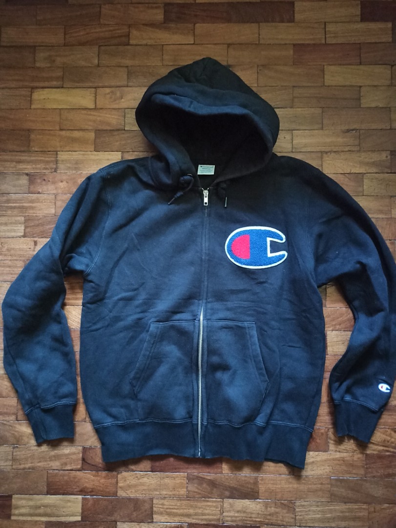 CHAPION BIGLOGO ZIPHOOD, Men's Fashion, Activewear on Carousell