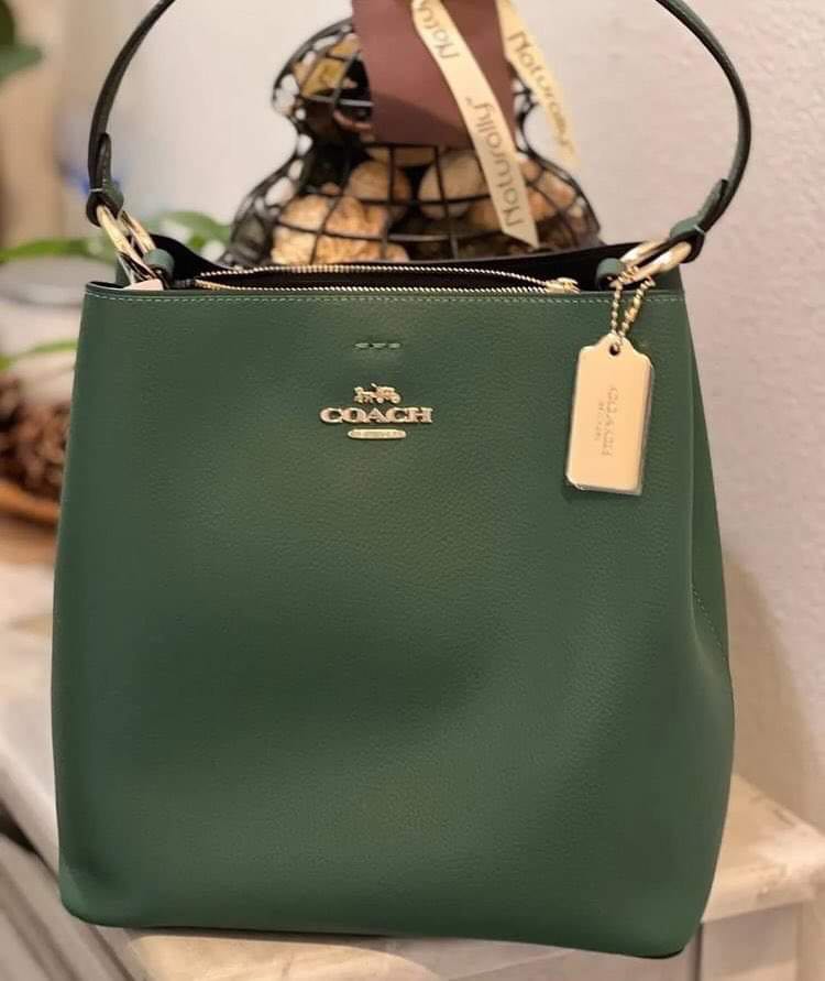 Coach Bucket Bag authentic, Women's Fashion, Bags & Wallets, Cross-body ...