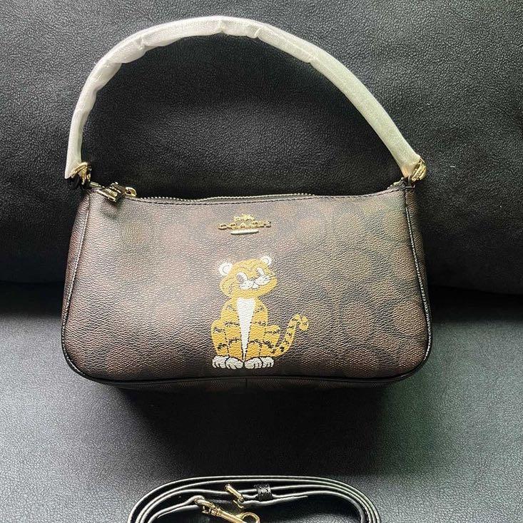 Coach Women’s Tiger Bag, Women's Fashion, Bags & Wallets, Shoulder Bags ...