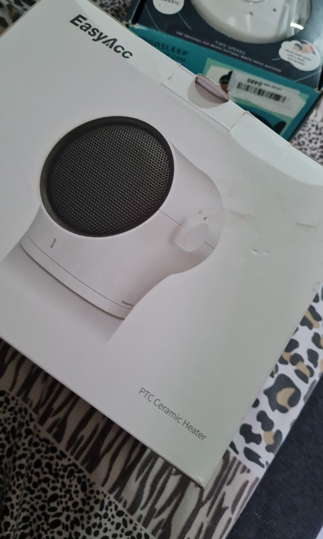 EASYACC PTC CERAMIC HEATER, Everything Else on Carousell