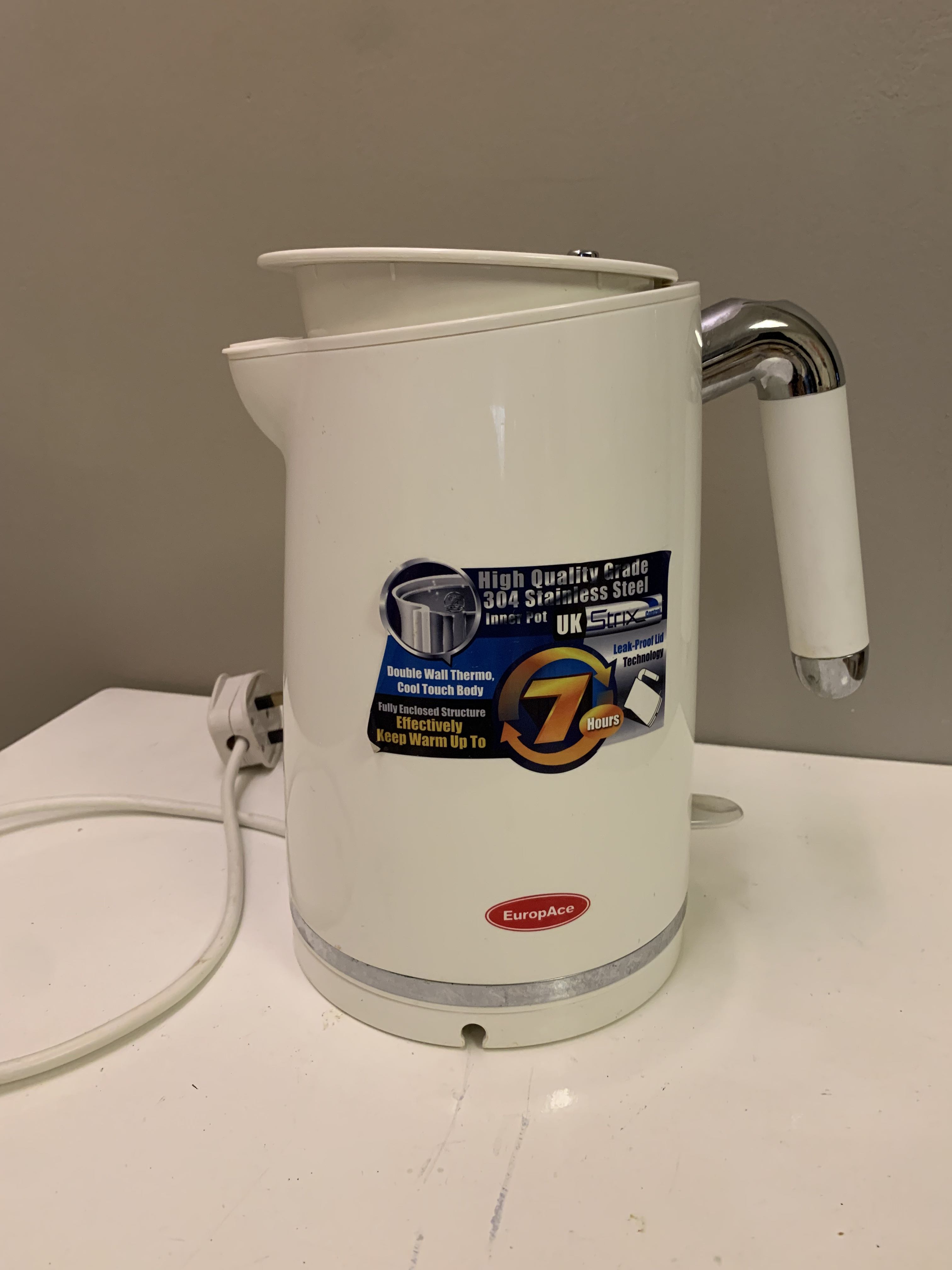 EuropAce Electric Kettle 1L, TV & Home Appliances, Kitchen Appliances ...