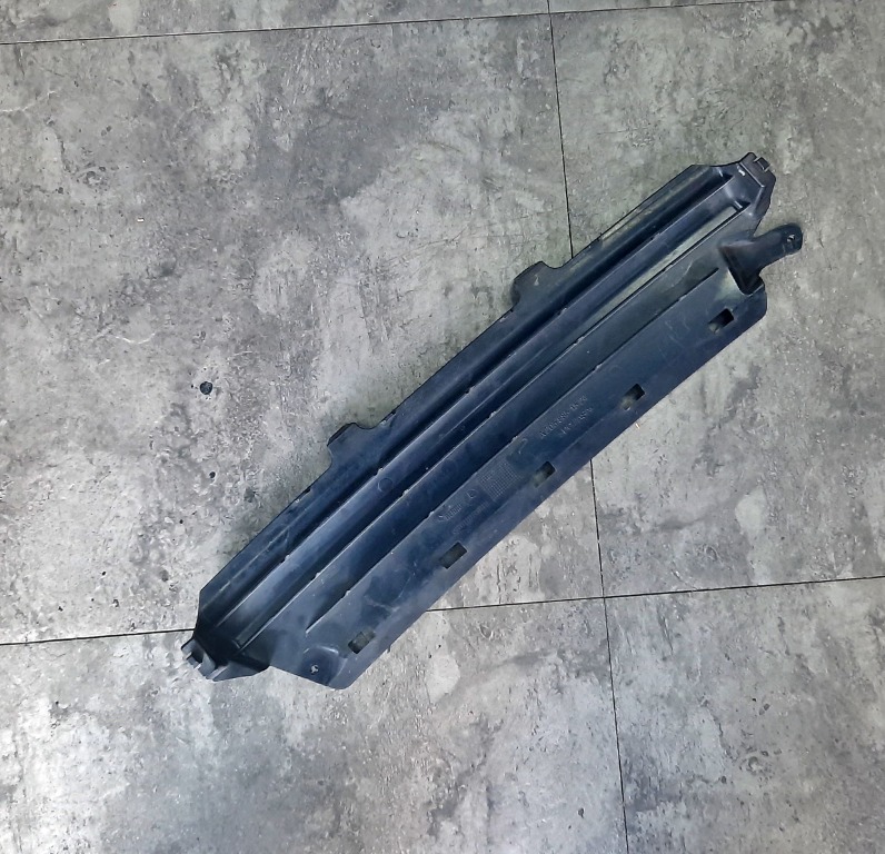 GENUINE MERCEDES C-CLASS W205 REAR BUMPER LOWER DIFFUSER TRIM ...