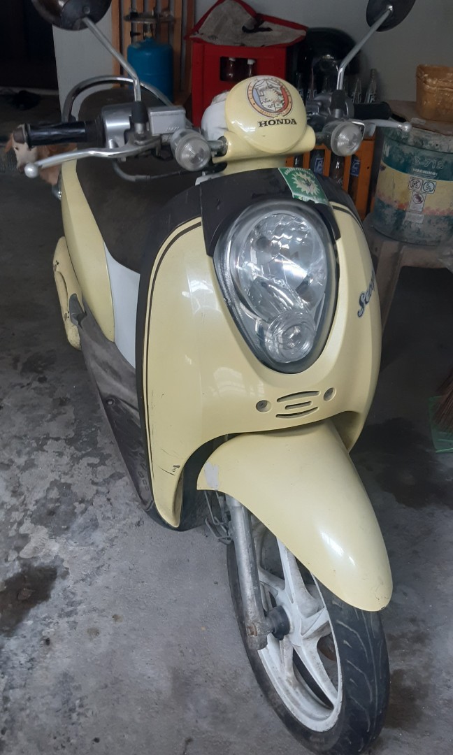Honda Scoopy 2011, Motorbikes, Motorbikes for Sale on Carousell