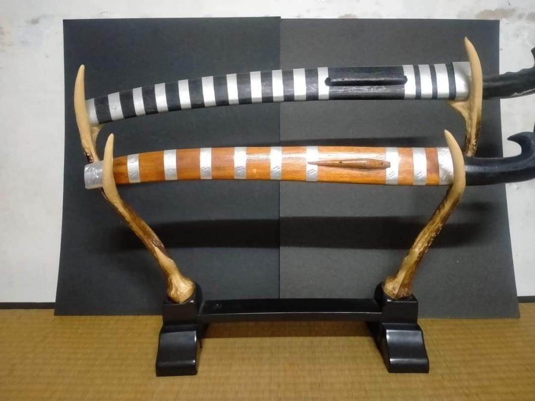 Horn Display Stand for swords, Sports Equipment, Other Sports Equipment ...