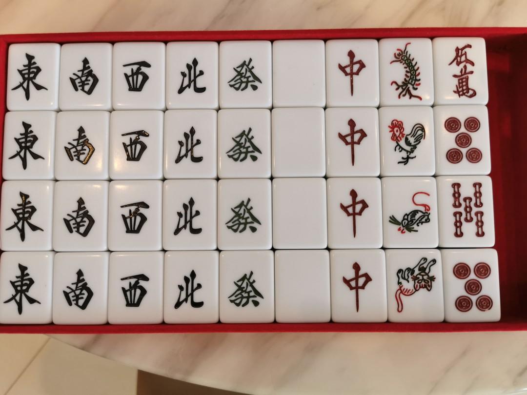 Japanese style mahjong, Hobbies & Toys, Toys & Games on Carousell