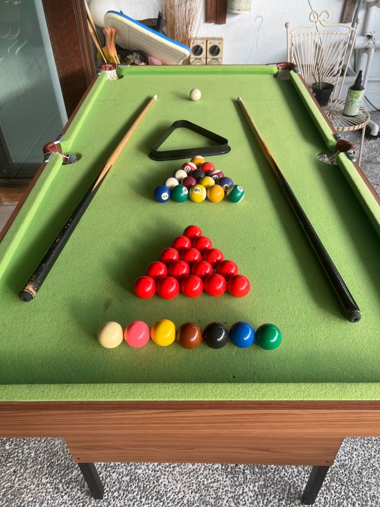 Junior Pool and snooker table, Hobbies & Toys, Toys & Games on Carousell