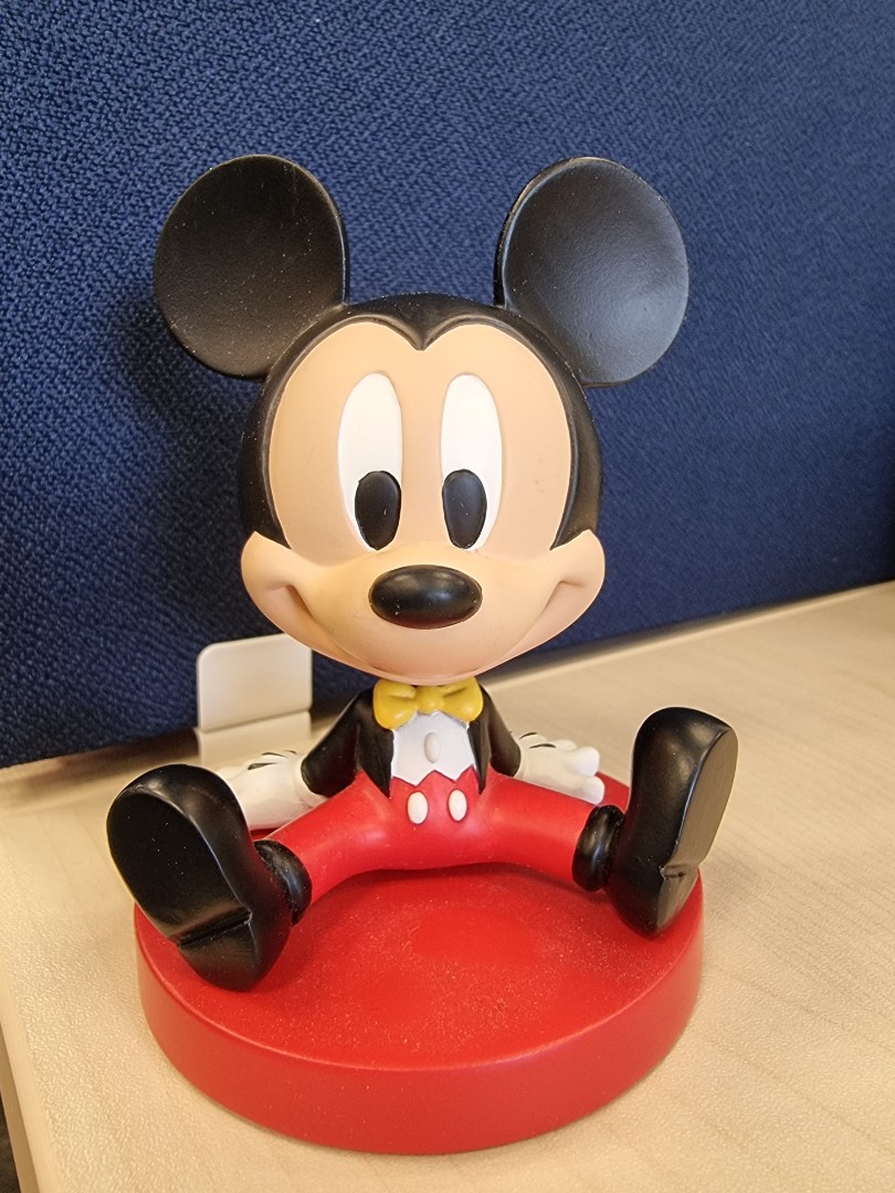 Mickey Mouse BobbleHead Figurine Hong Kong Disneyland, Hobbies & Toys ...
