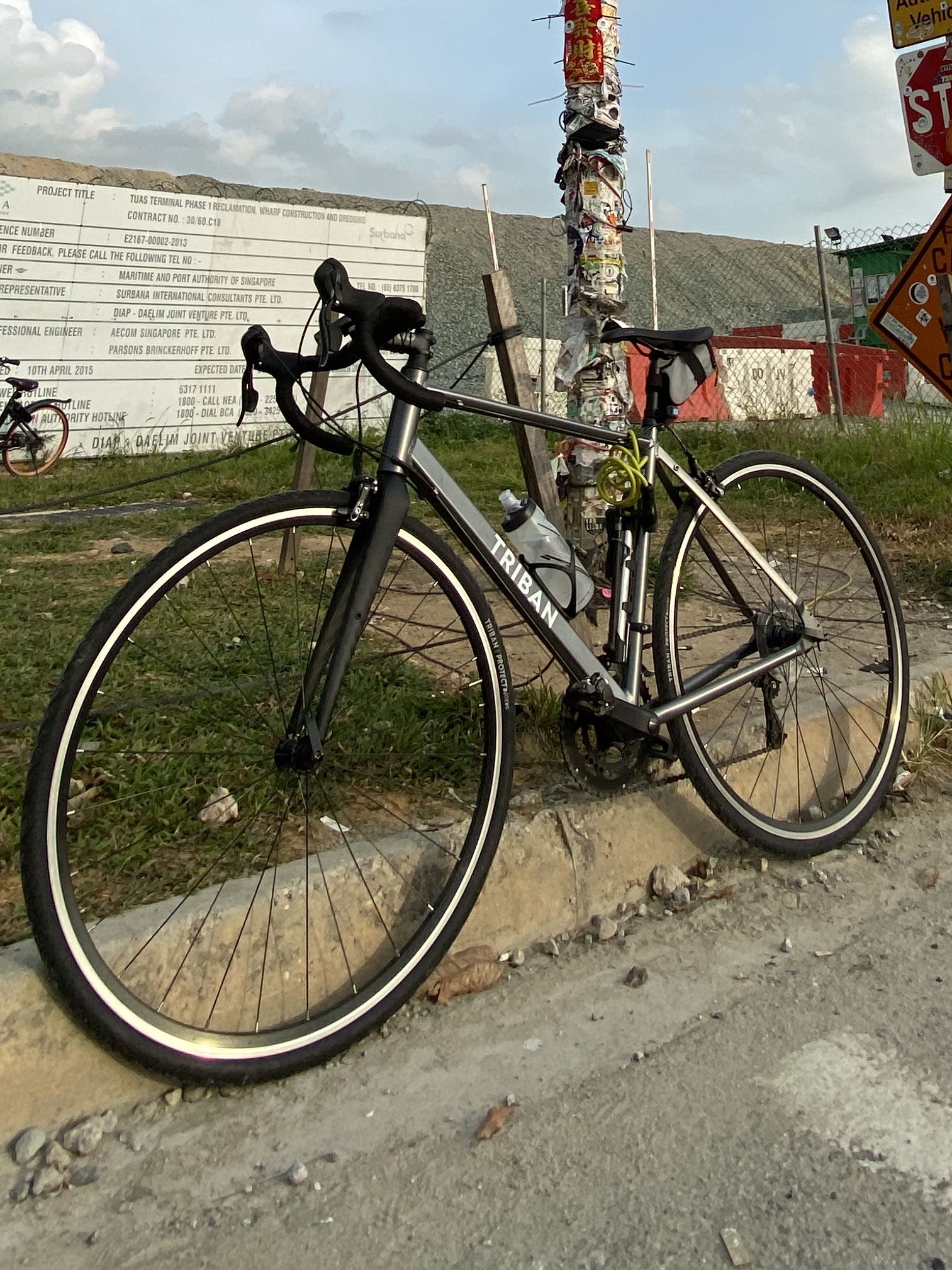 Triban RC120, Sports Equipment, Bicycles & Parts, Bicycles on Carousell