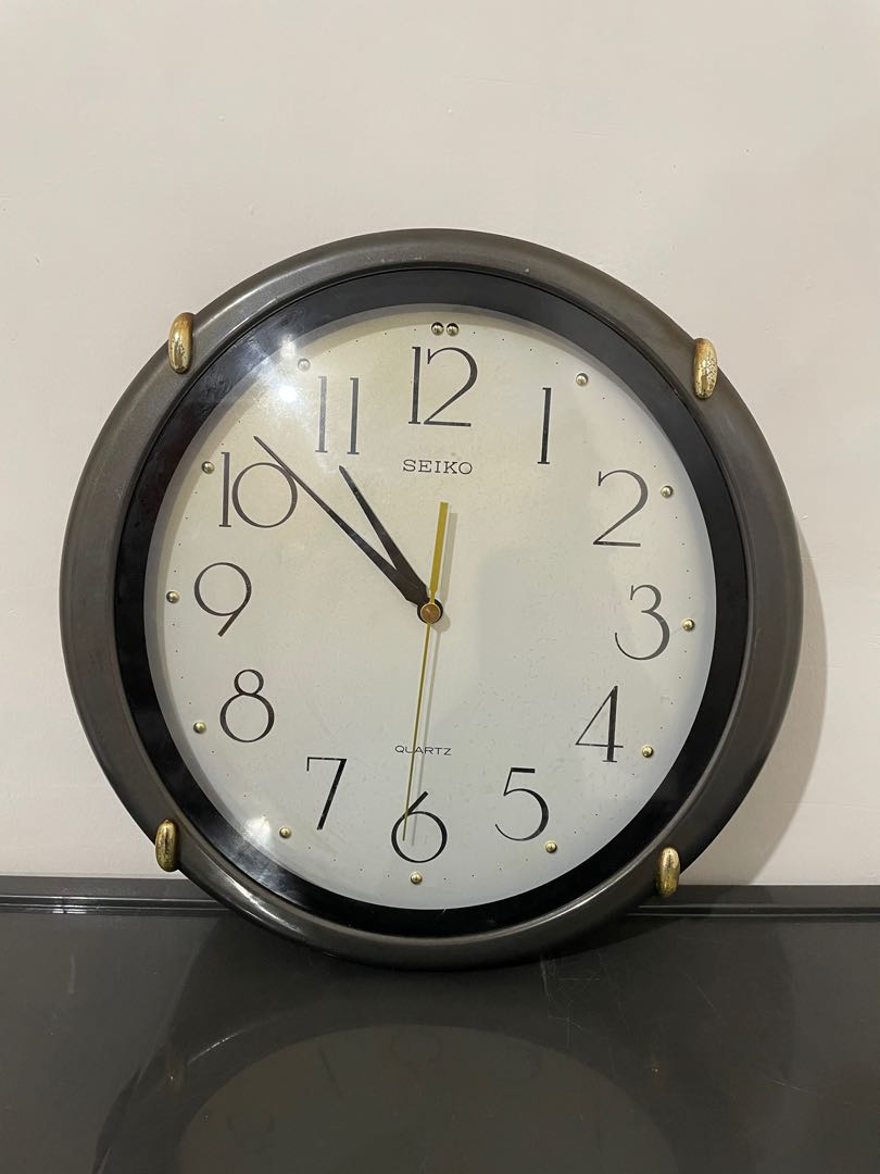Seiko Wall Clock from Japan - Quiet sweep, Furniture & Home Living ...