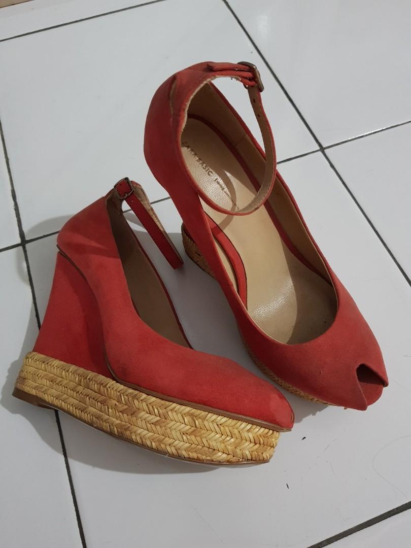 Sepatu High Heels Platform Cantik Preloved Merk Zara, Fesyen Wanita ...