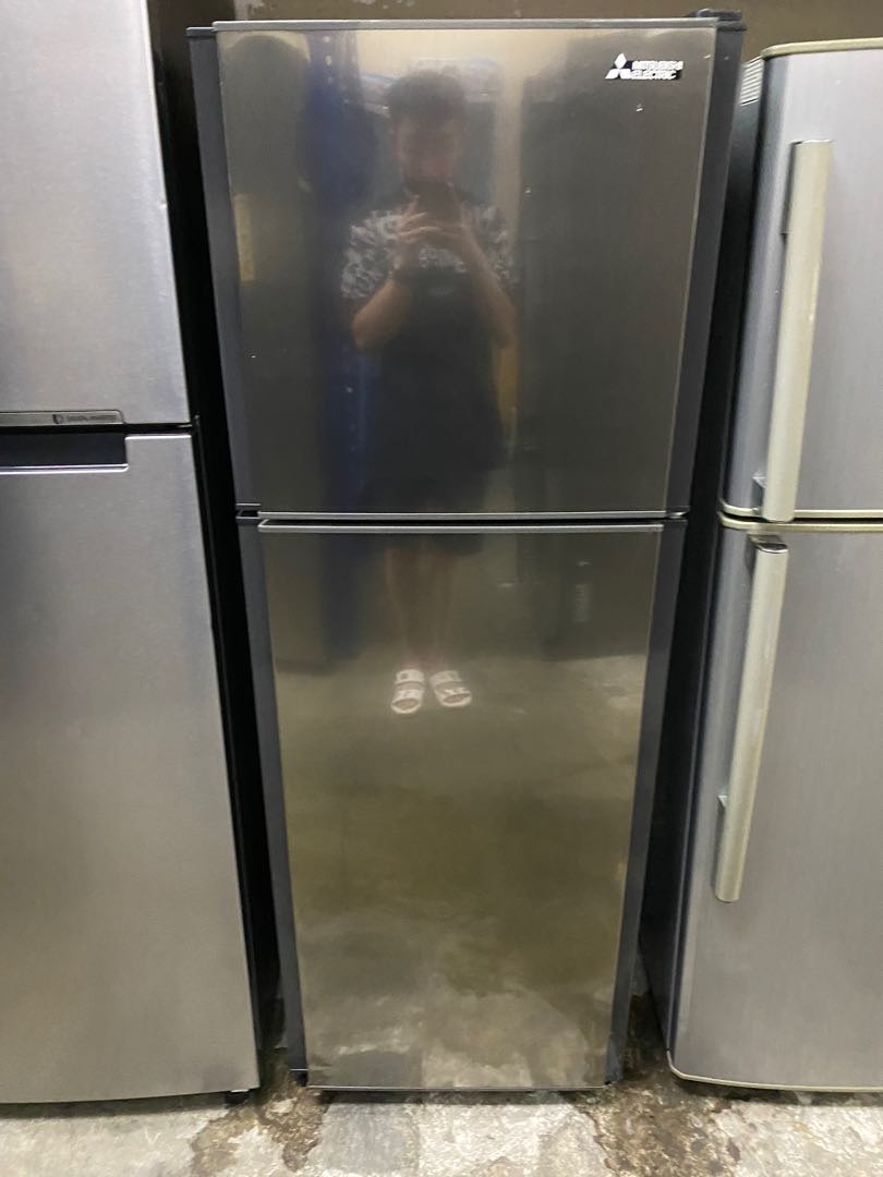 Small Mitsubishi Fridge, 232L, TV & Home Appliances, Kitchen Appliances ...