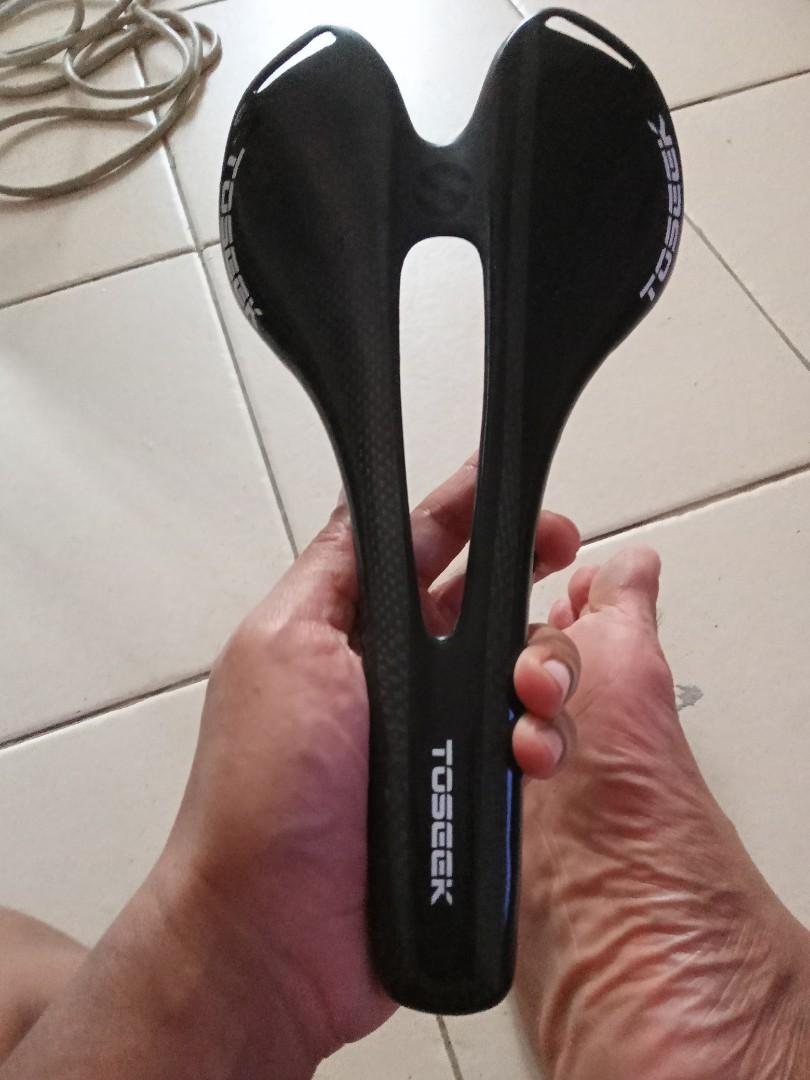 Toseek full carbon saddel(authentic), Sports Equipment, Bicycles ...