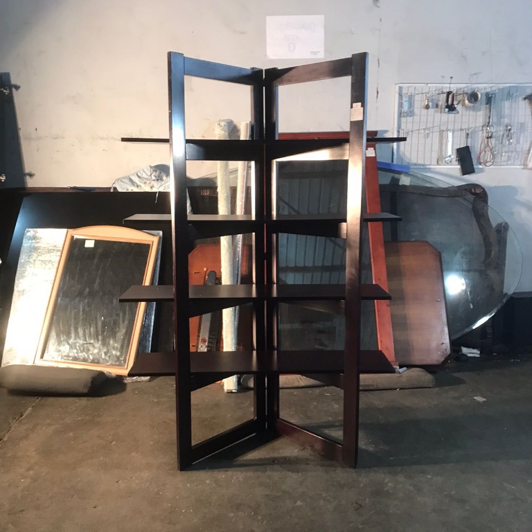 Wooden Showcase Rack 4 Tier / Rak Pameran Kayu 4 Tingkat, Furniture ...