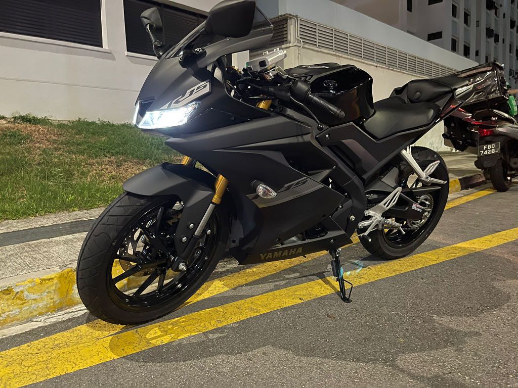 YAMAHA R15 V3, Motorcycles, Motorcycles for Sale, Class 2B on Carousell