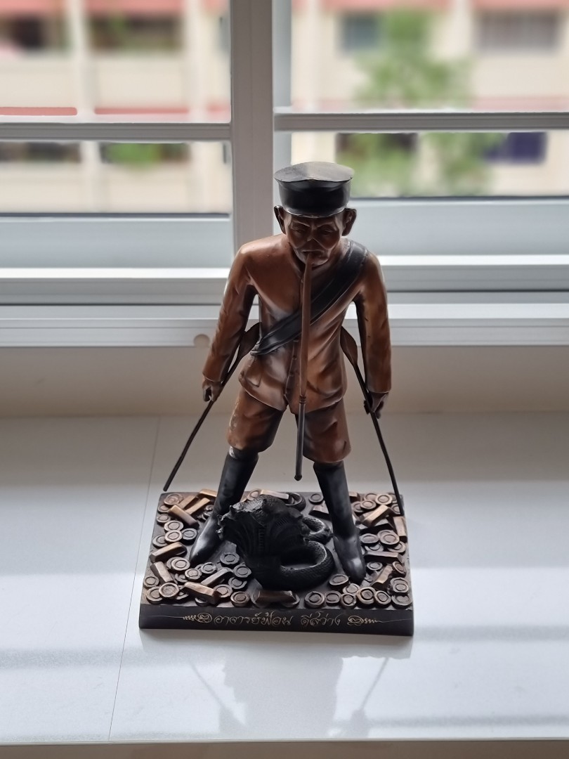 Ajarn Fon Bucha, Hobbies & Toys, Memorabilia & Collectibles, Religious ...