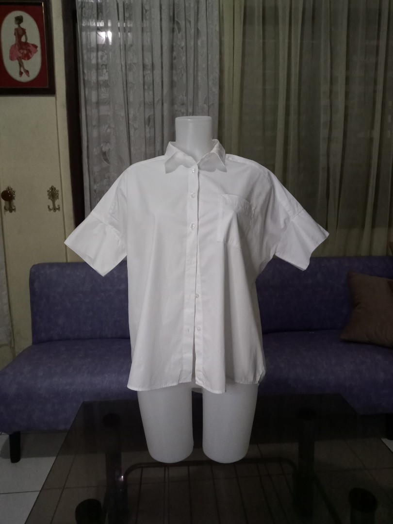 Boxy white button up, Women's Fashion, Tops, Blouses on Carousell
