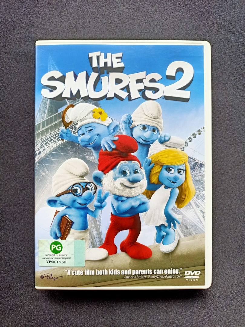 DVD The Smurfs 2, Hobbies & Toys, Music & Media, CDs & DVDs on Carousell