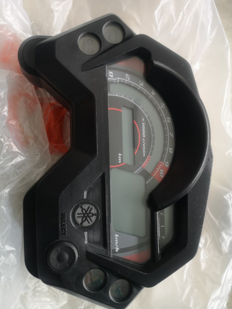 Fz16 speedometer, Motorcycles, Motorcycle Accessories on Carousell