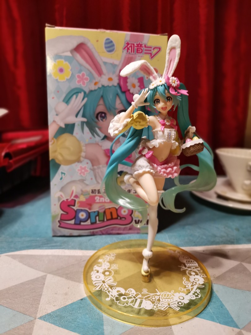 Hatsune Miku Easter Bunny ver. Figure, Hobbies & Toys, Toys & Games on ...