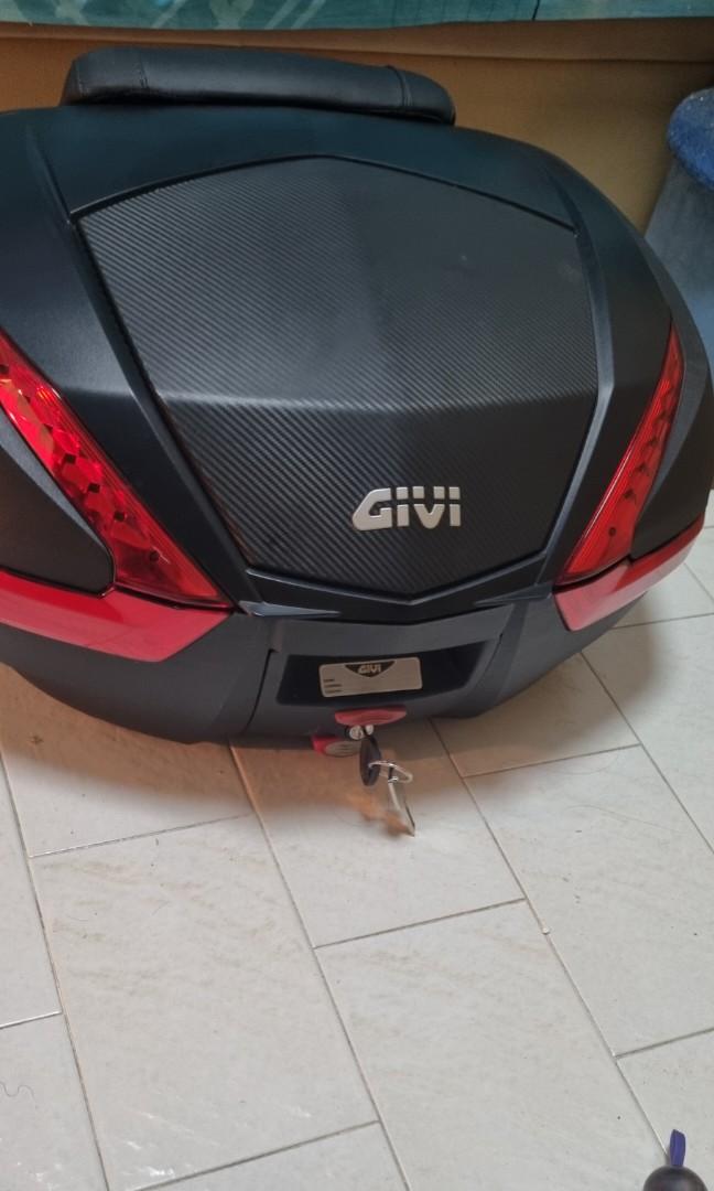 Monokey v47 top box, Motorcycles, Motorcycle Accessories on Carousell