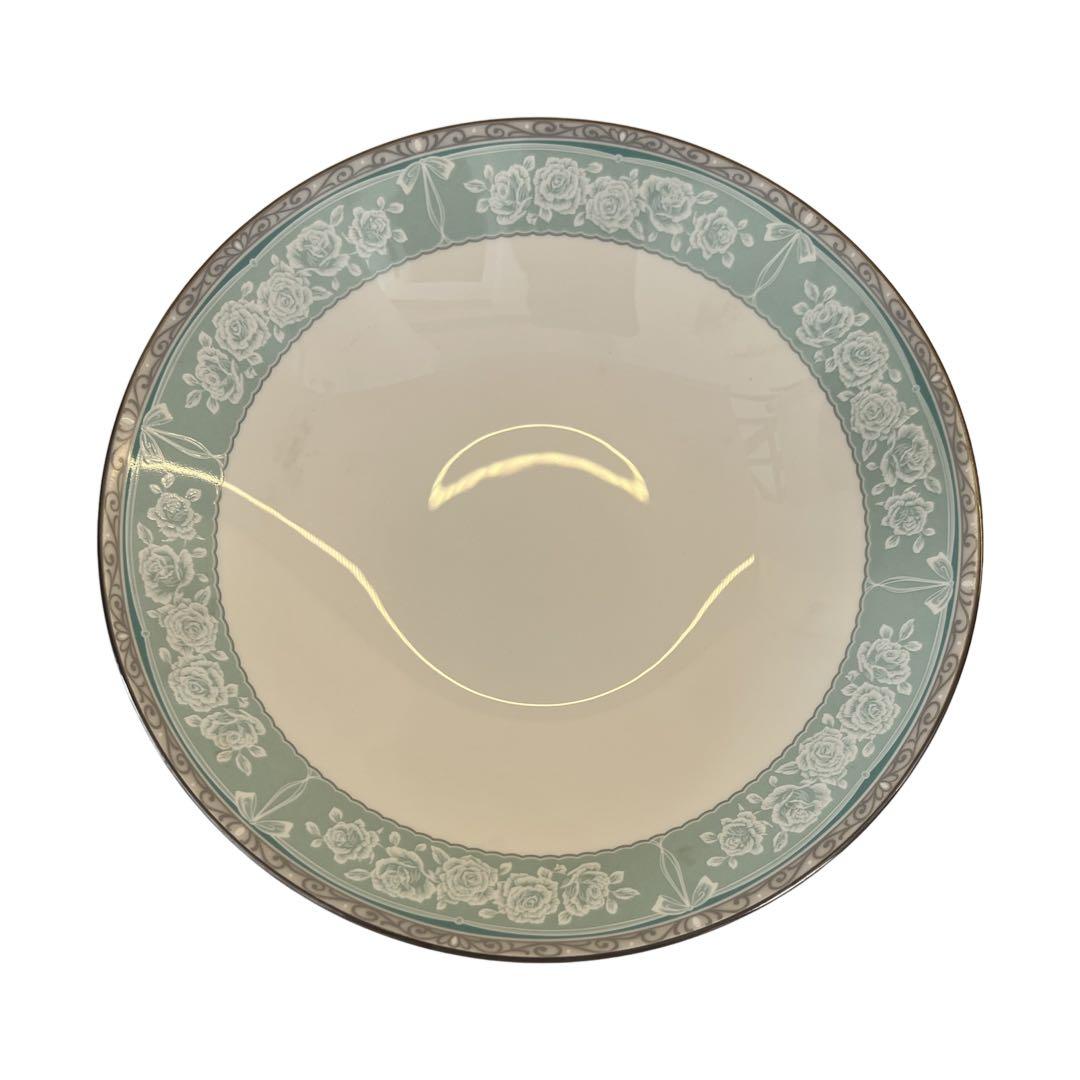 Narumi Bone China Piring Makan Cantik, Kitchen & Appliances di Carousell