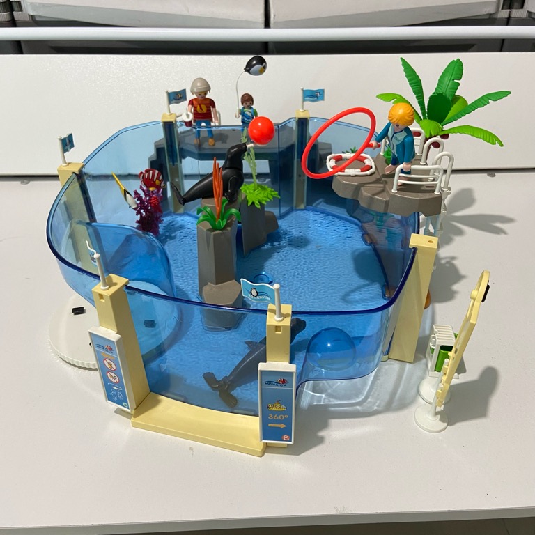 Playmobil Aquarium Family Fun, Hobbies & Toys, Toys & Games on Carousell