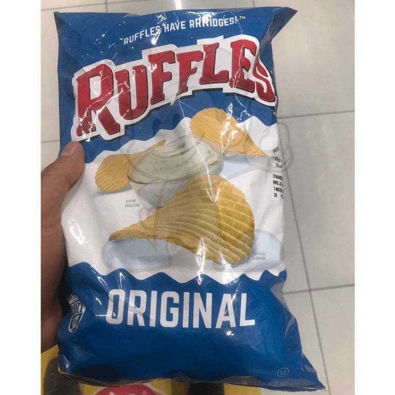 Ruffles Original Potato Chips (2 x 6.5oz), Food & Drinks, Packaged ...
