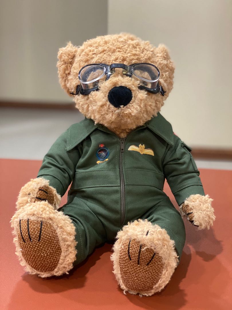 SAF Pilot Bear, Hobbies & Toys, Toys & Games on Carousell