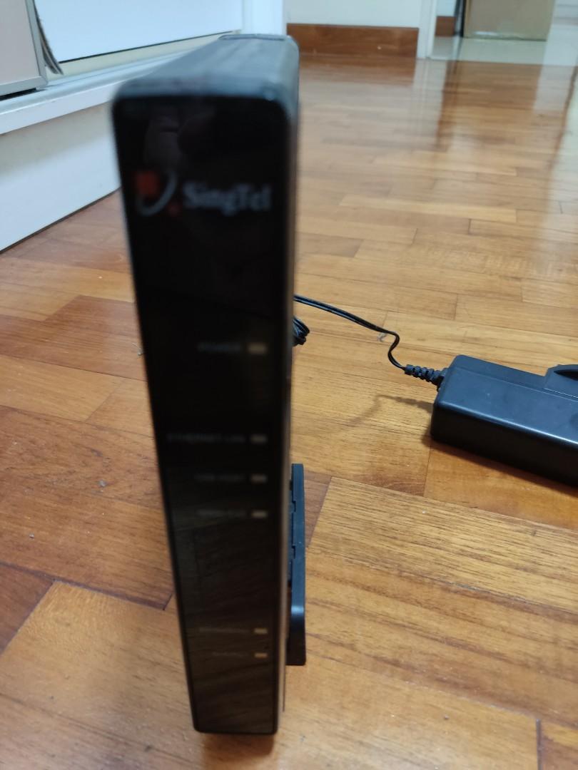 Singtel Aztech Wireless WiFi Router, Computers & Tech, Desktops on ...