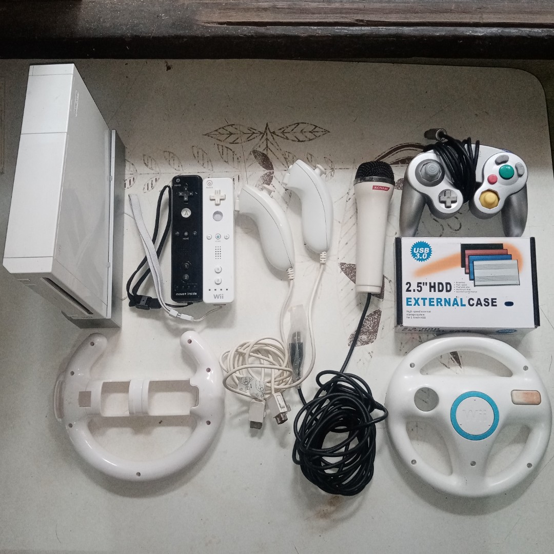 Nintendo Wii + Gamecube Combo Pack - 2 Players (120+ Wii/100 Gamecube ...