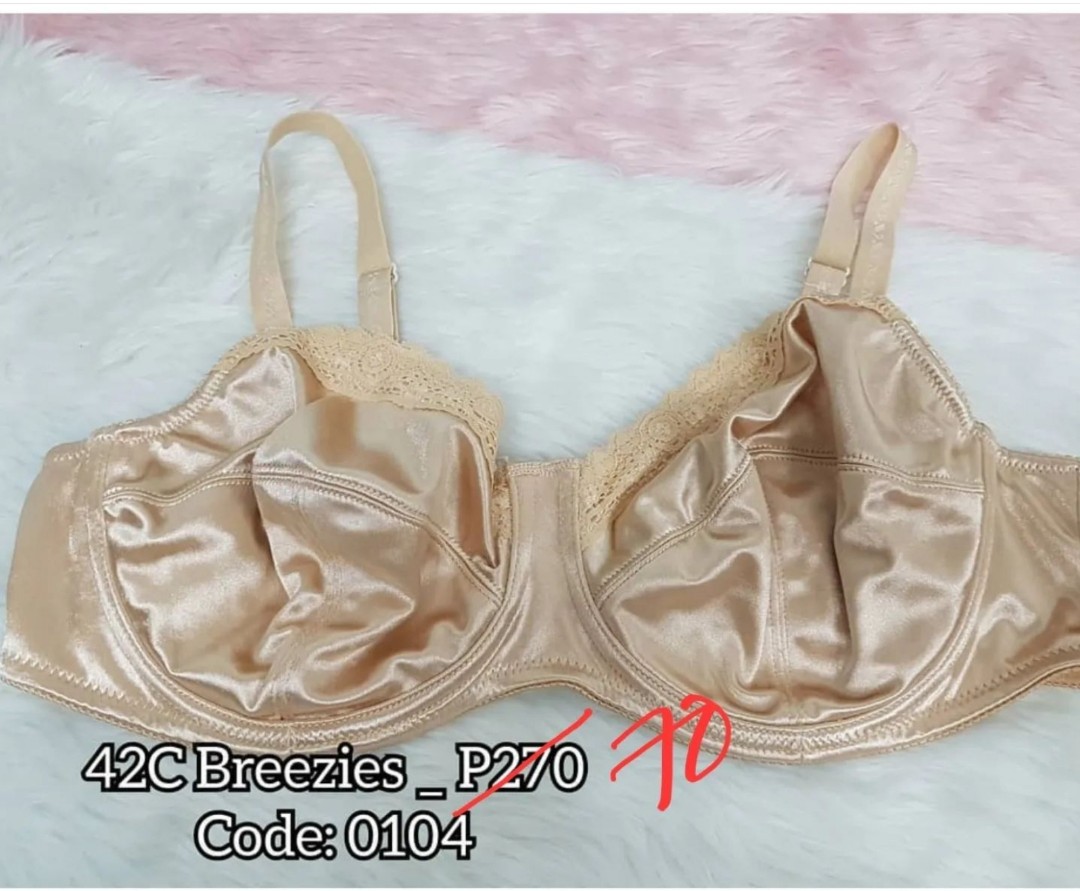 42C Breezies plus size bra, Women's Fashion, Undergarments & Loungewear ...
