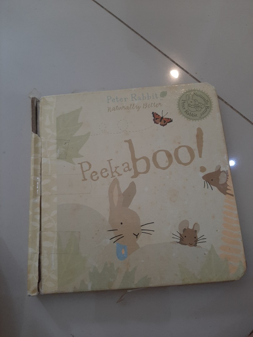 Buku peek a boo peter rabbit, Buku & Alat Tulis, Buku Anak-Anak di ...