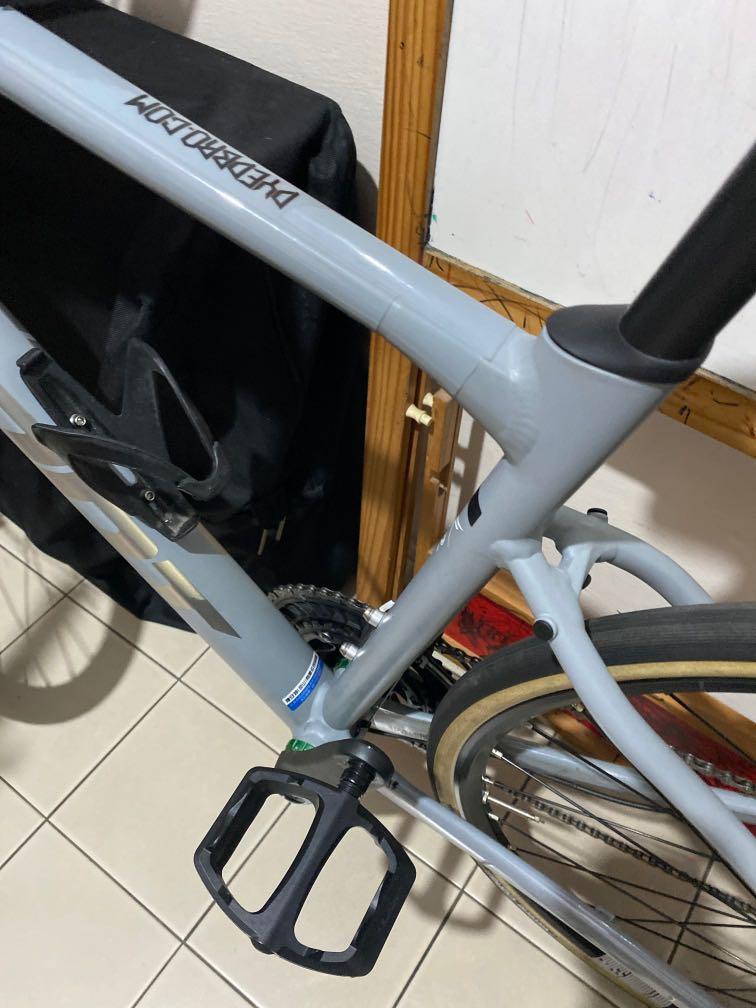 Giant Revolt F1 -Grey , Sports Equipment, Bicycles & Parts, Bicycles on ...