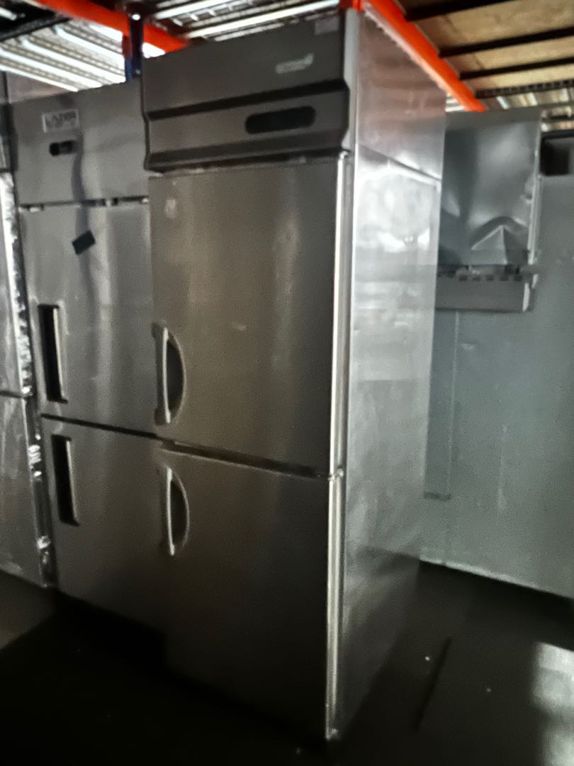 Good condition! (Free Delivery&Warranty) Fukushima 2 door chiller/ 2 ...